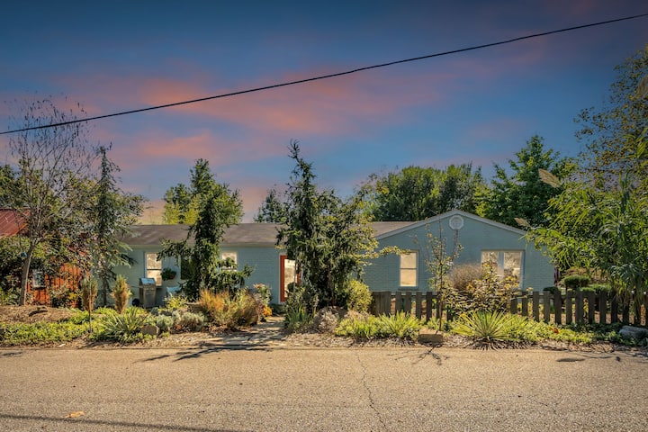 5 Min To Dt-multicade Arcade-scenic-holiday Lights - Nissan Stadium Nashville