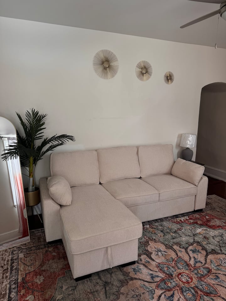 East Falls 1br | King Bed | Free Parking - カムデン, NJ