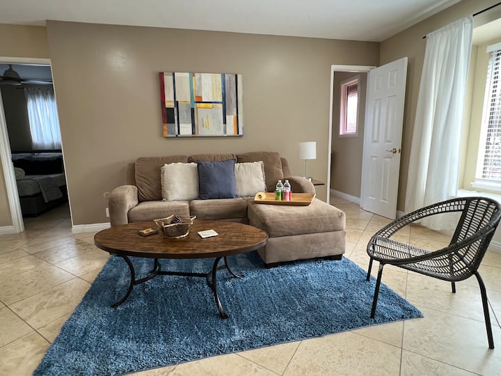 La Casita Guest House, Yard, Now With A/c, Pets Ok - El Cajon, CA