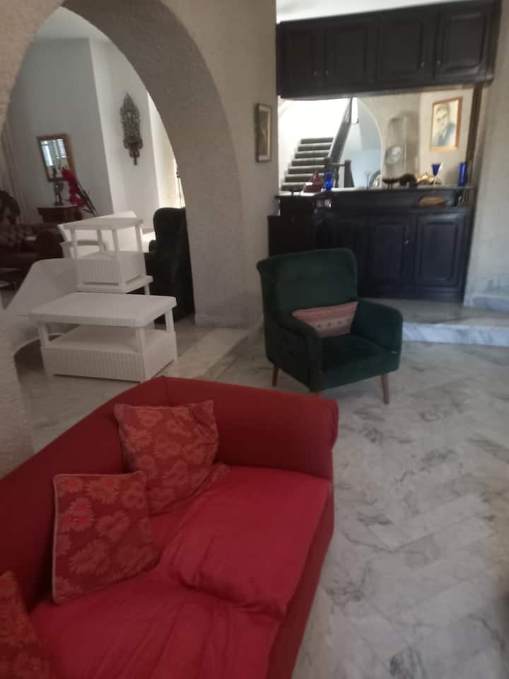 Port El Kantaoui 
Villa Jasmin
Grand Jardin 
3 Cha - Sousse