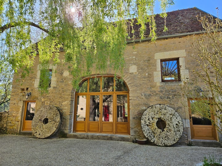 Maison De Charme Aux Portes Du Morvan - Avallon