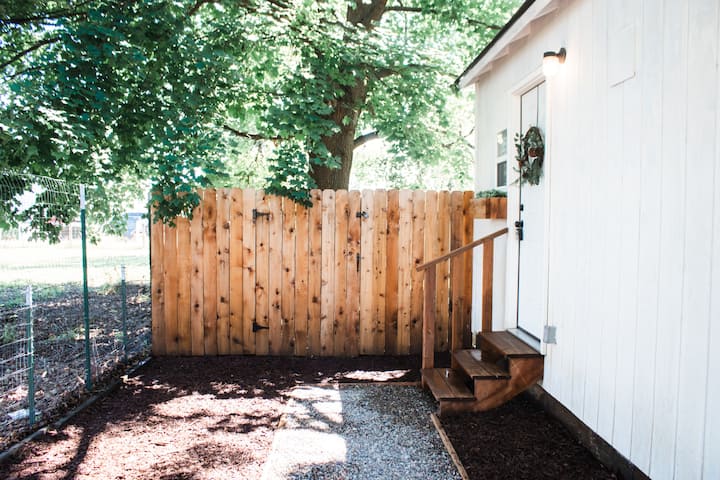 Maple House | Wi-fi | Clean | Smart Tv | Private - Kalispell, MT