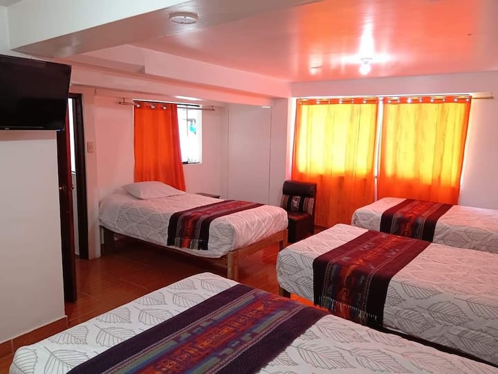 Alojamiento Para 4 Personas - Aguas Calientes