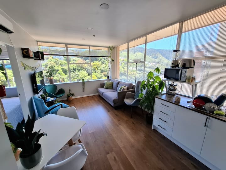 City Centre Apartment With Gorgeous Views - Wellington