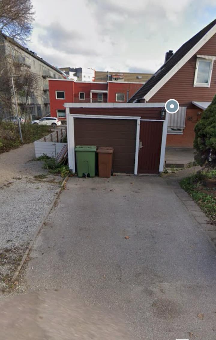 2 Sovrum Och Kök - Hallstahammar