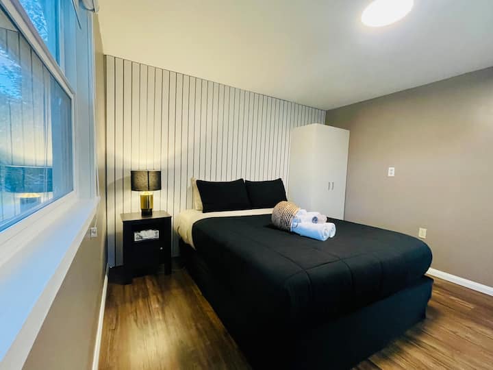 Habee Home Comfort Room - Free Parking & Cozy Stay - 夏洛特敦
