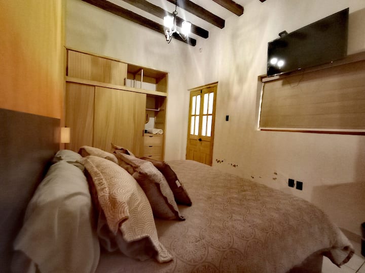 Habitación (Iv)para 2 Personas, Cama Extra Grande - Morelia