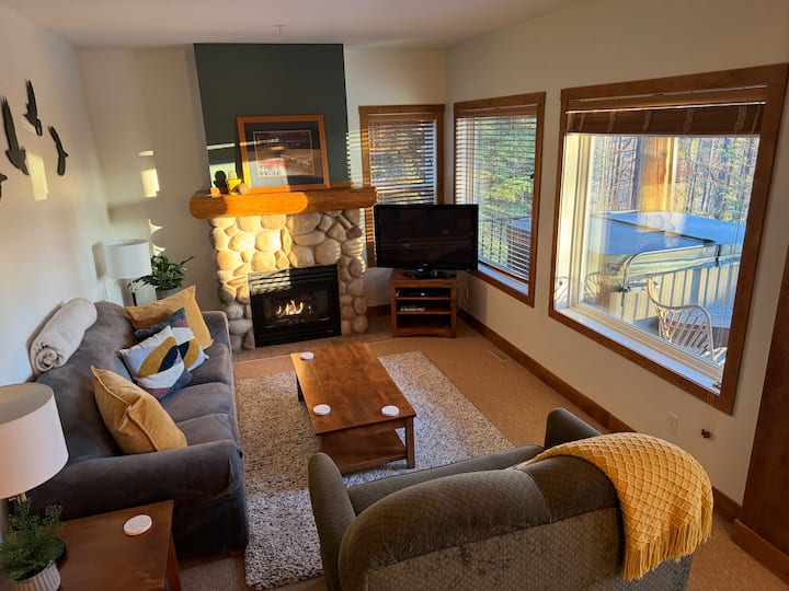 Comfy Cozy Condo - Kimberley, BC, Canada