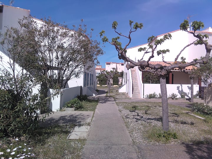 T3 Climatisé, Terrasse&parking, 50 M De La Plage - La Franqui