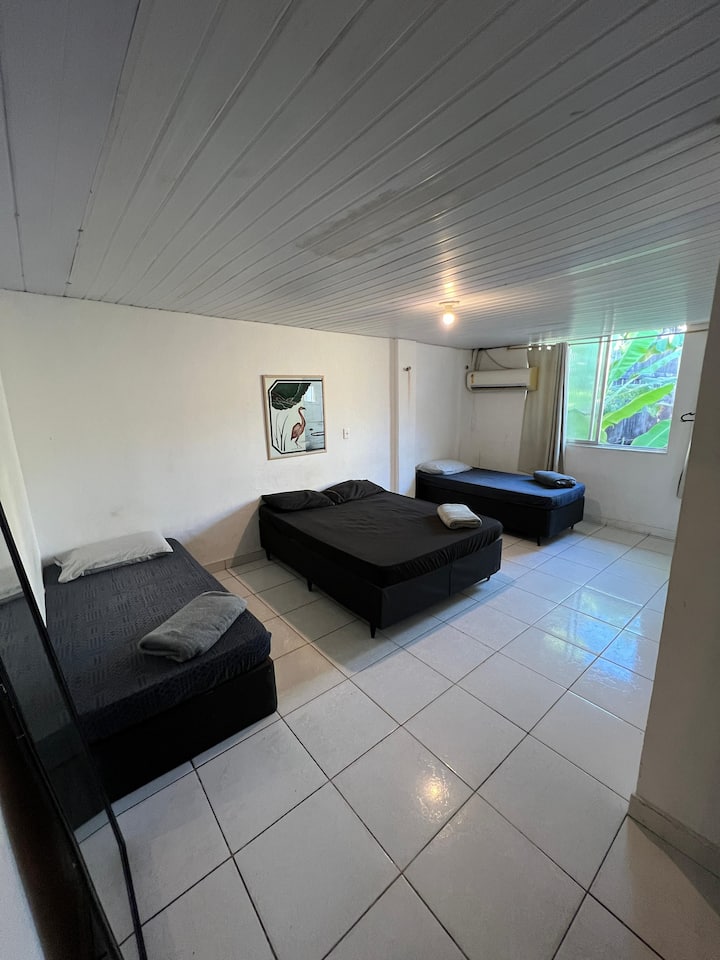 Suíte Com Banheiro Privativo - Rio de Janeiro