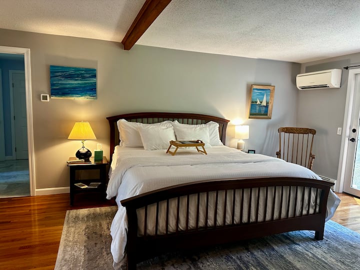 Private Suite Near Bayside Beach & Walking Trails - Brewster, MA