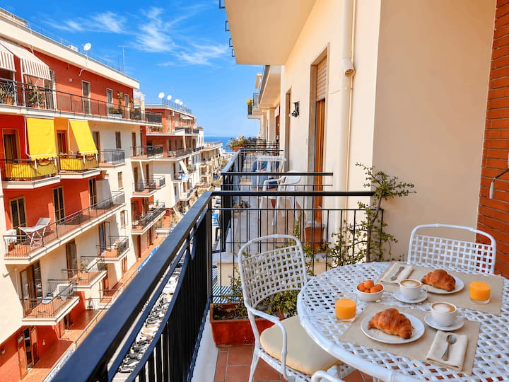 From Sorrento With Love - Sorrento