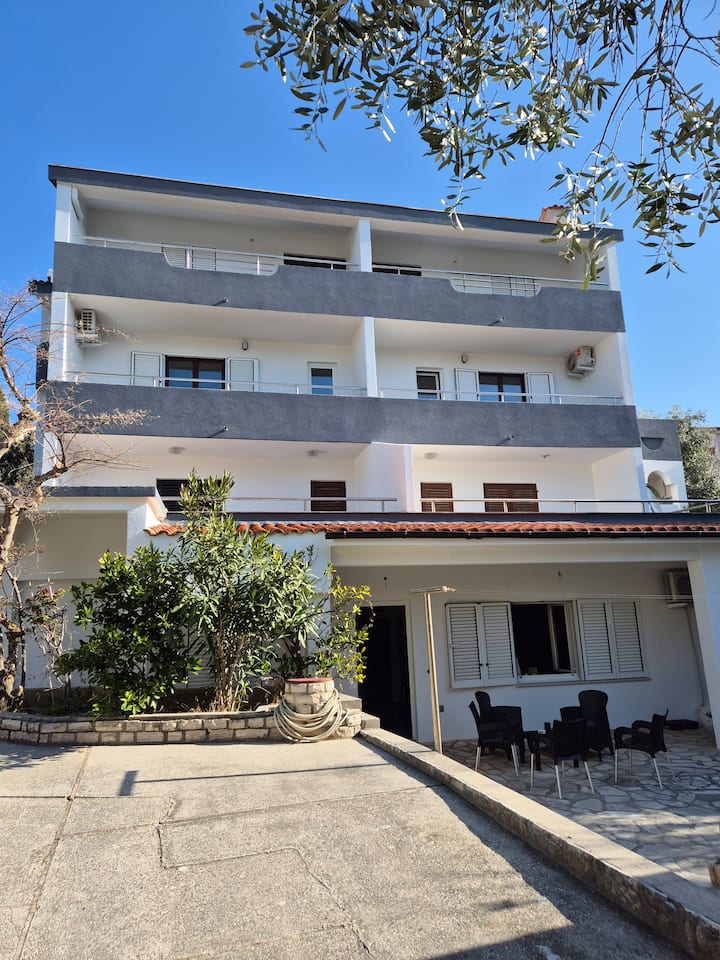 Wohnung In Novalja Apartmani 2 Sokola(apt.4) - Novalja