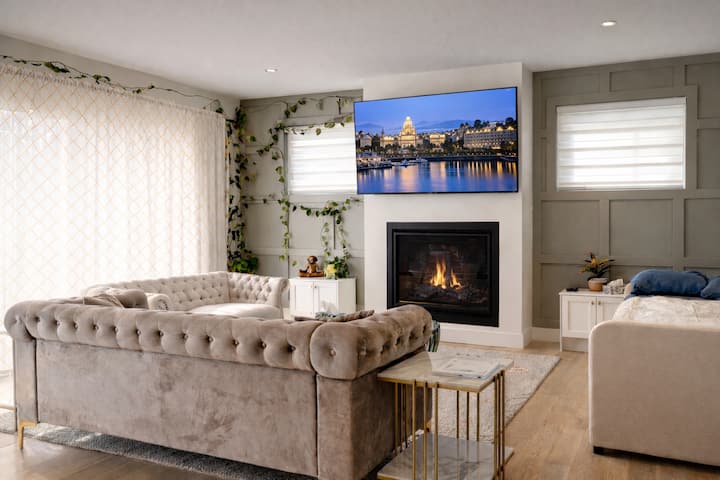 Bear Mtn Luxury: 4br, Views, Golf & Bike Park, Ac - Langford