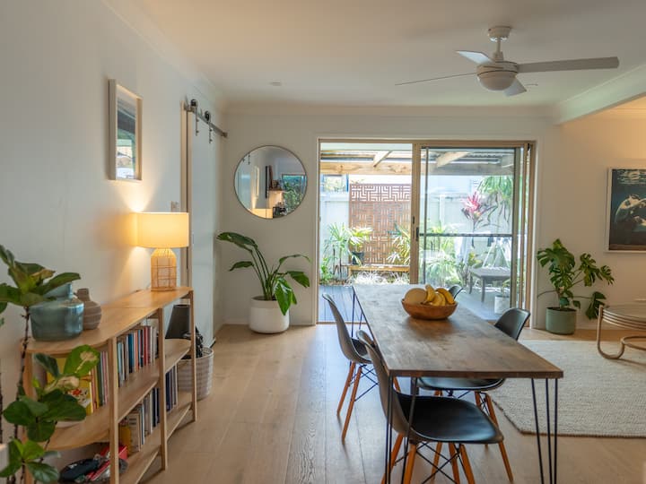 Modern Coastal House Walk To Beach & Shops - Byron Bay