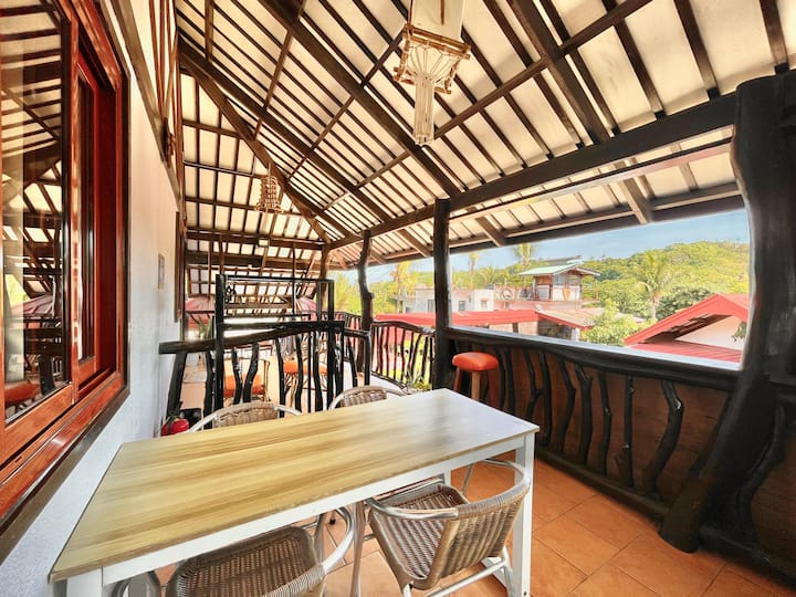 Loft Room With Unique Bat Views | Near Island Tour - Puerto Galera