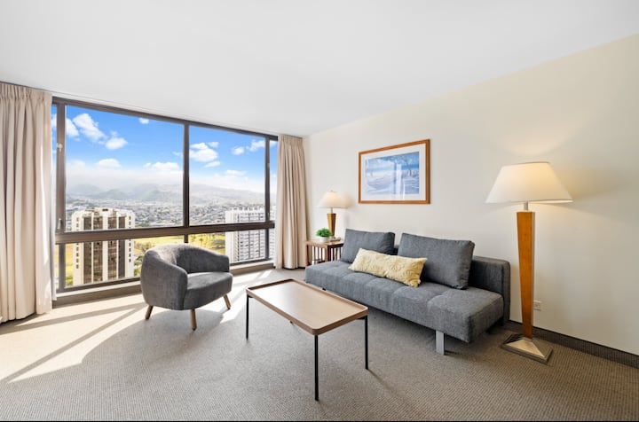 High Floor Walk To Waikiki Beach Relax In Comfort - Honolulu Zoo, Honolulu