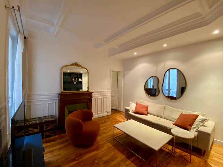 Charming Flat Near Champs-elysées, 50 Sqm - Paris