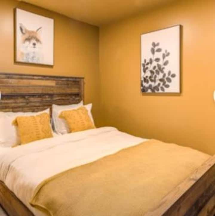 Charming 2-bedroom In Historic Old Quebec - Québec City