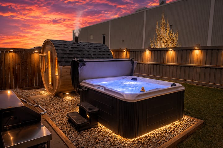 Urban Utopia*hot Tub*barrel Sauna*bbq*firetable*ac - Alberta