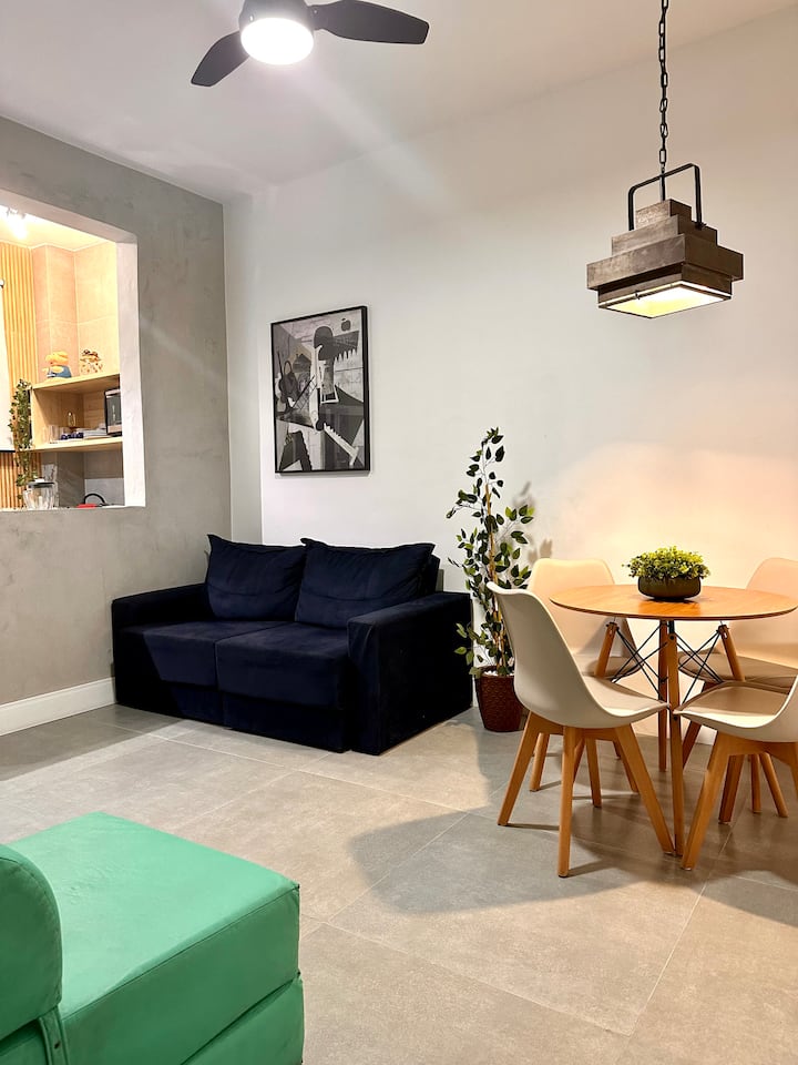 Lindo Apto 1 Dorm,  Santos, Ponta Da Praia. - Santos