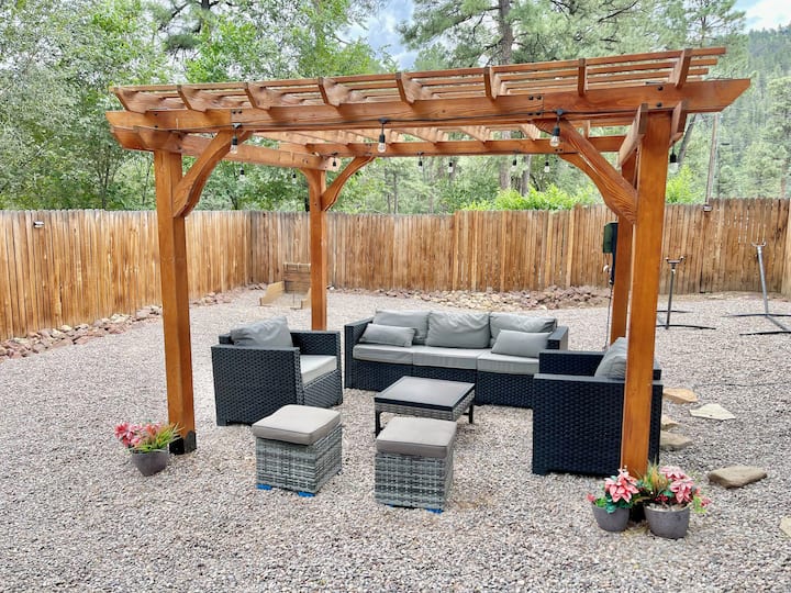 Woodland Bear W/hot Tub Family & Group Friendly! - Ruidoso, NM