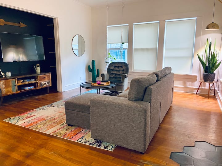 King Bed Duplex, Historic Highland, Center-city - Shreveport