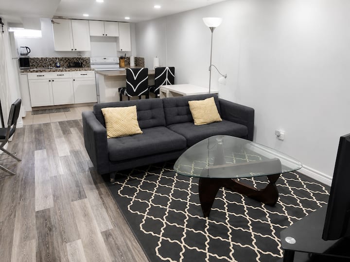Home Near Sunset Beach - St. Catharines