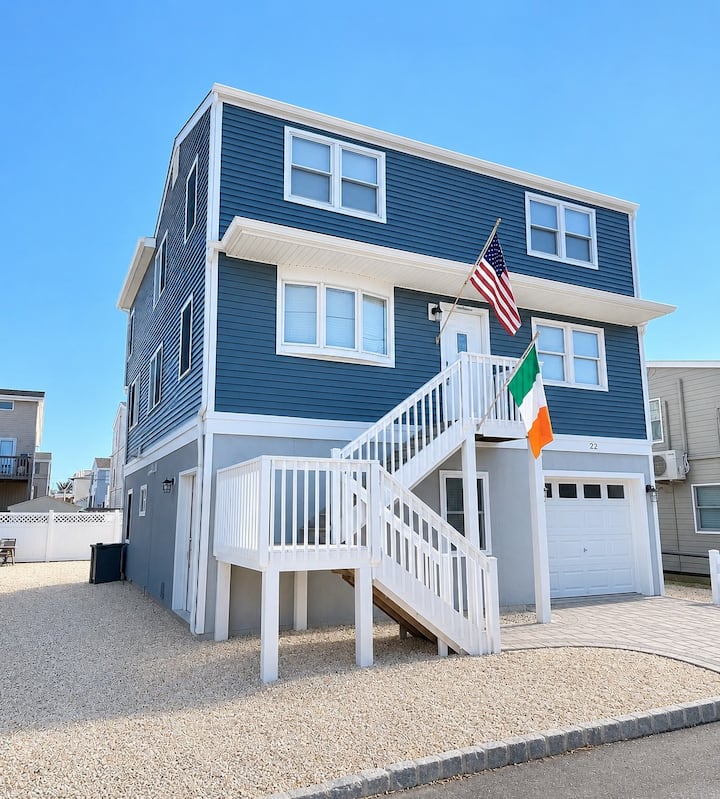 Celtic Blue Haven - Lower Floor : 3 Bedroom/1 Bath - Long Beach Island, NJ