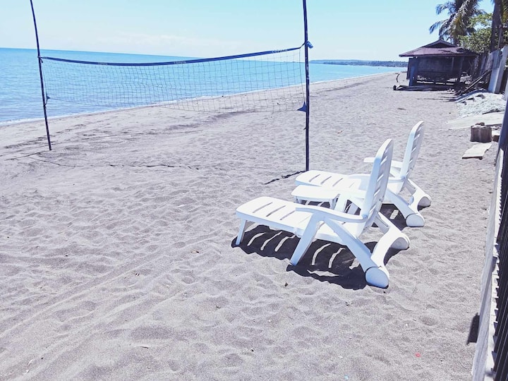 New Beachfront Royal 2 - Pool - Laiya