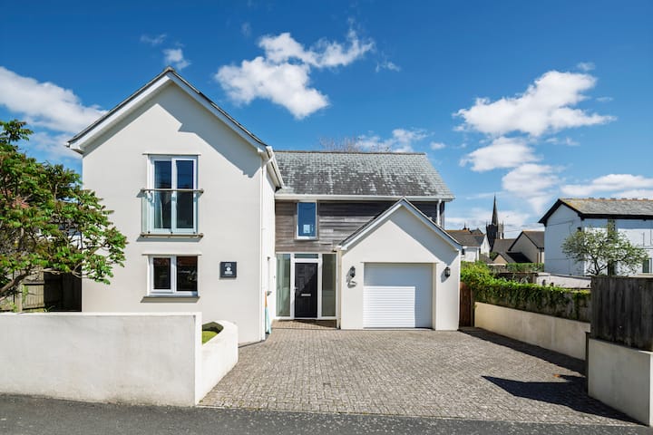 Holiday Home Near The Beach In Bude - Bude