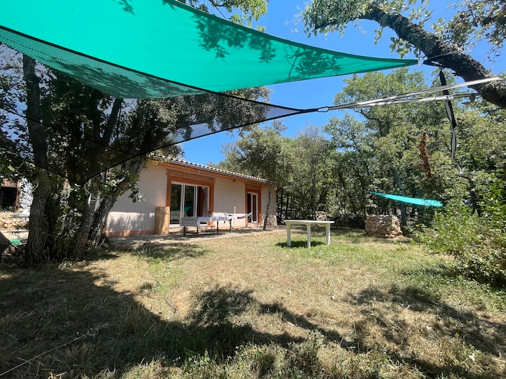 Maison à Côté Des Lacs Du Verdon. - Régusse