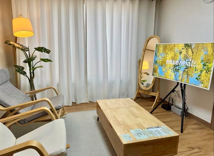 [아주대병원도보5분]주차2대가능/에버랜드 차량25분/수원컨벤션센터/화성행궁/넷플무료 - 신봉동