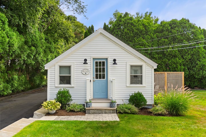 Shore Cottage • Peaceful Coastal Retreat - Ipswich, MA