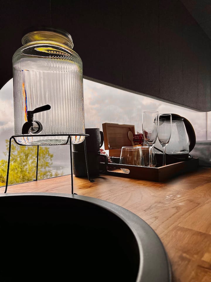 OMG! Vacation Rentals | Airbnb