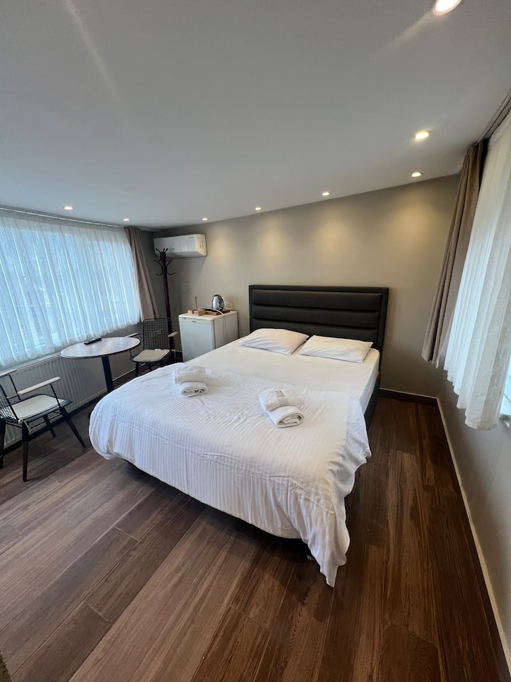 Private Room In Old City Sultanahmet - Estambul