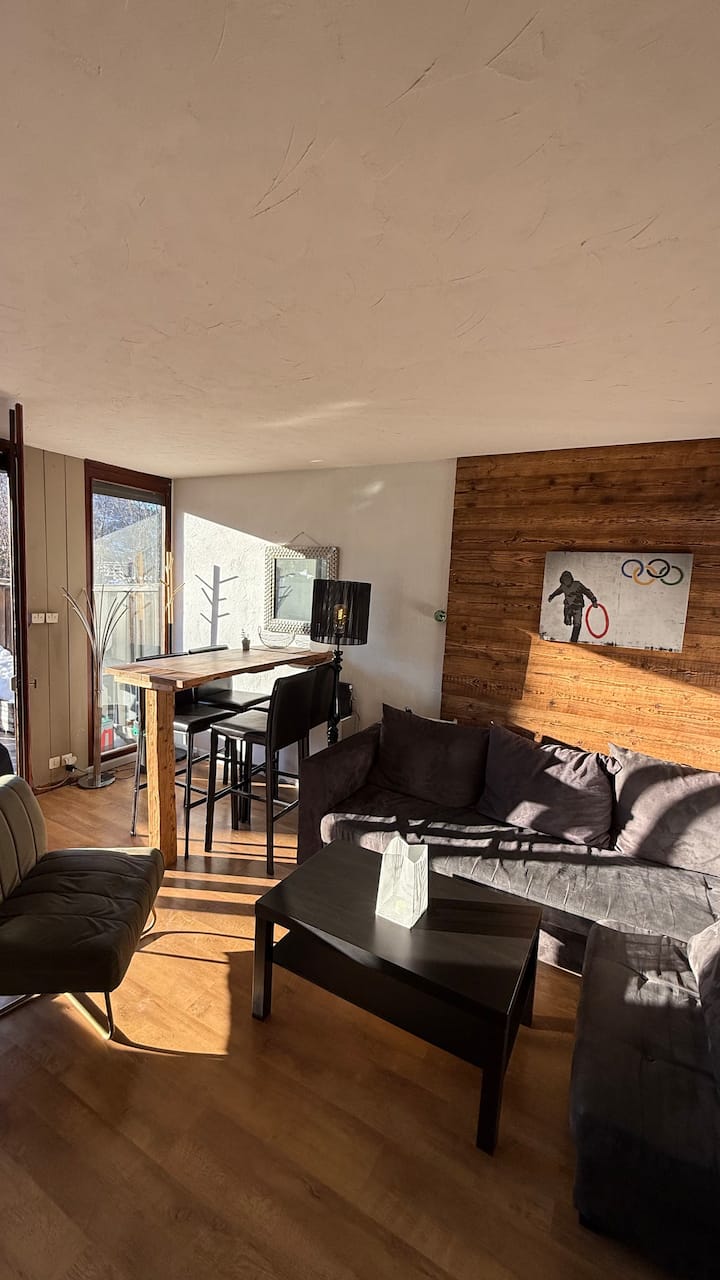 Appartement Avec Grande Terrasse Plein Soleil - Servoz