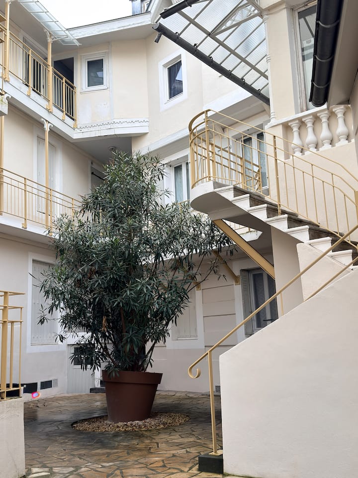 Le Chalet Des Rosiers - Appartement 34m²-5min Gare - Vichy