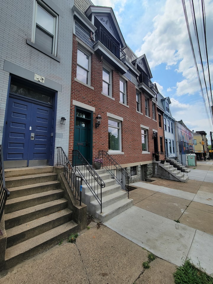 Historic Deutschtown Loft 1 Br. - Pittsburgh, PA