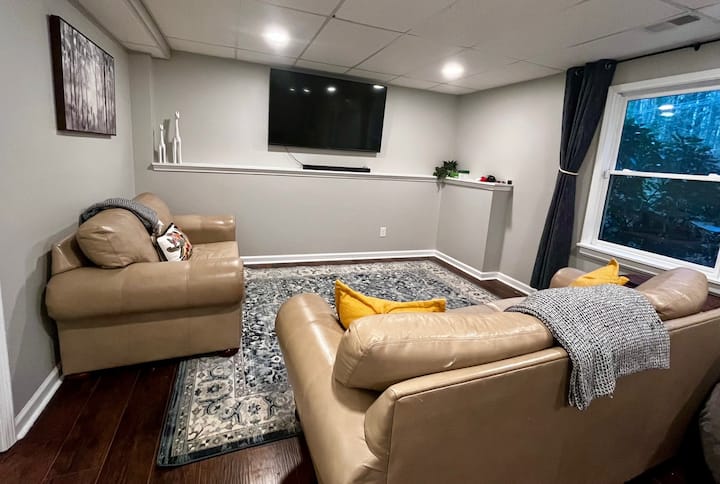 Marietta Square Getaway - Marietta, GA