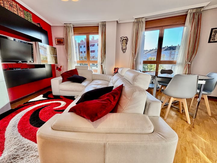 Casa Nerai; Bonito Y Acogedor Apartamento En Gijón - 히혼