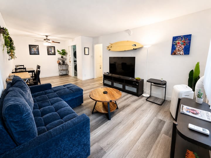 West La 1br | Kitchen + Laundry | Colby & Conrad - Santa Monica, CA