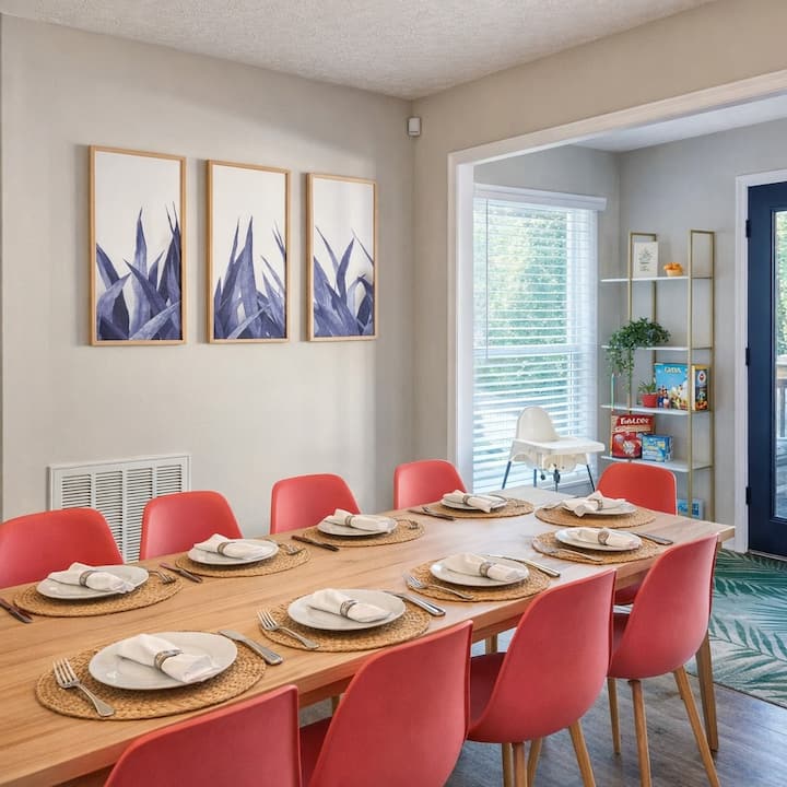 Oasis Getaway | Pets, Pool, Games & Bbq! - Columbus, GA
