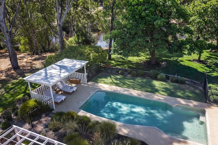 Yallingup Homestead - Lakeside Retreat - Busselton