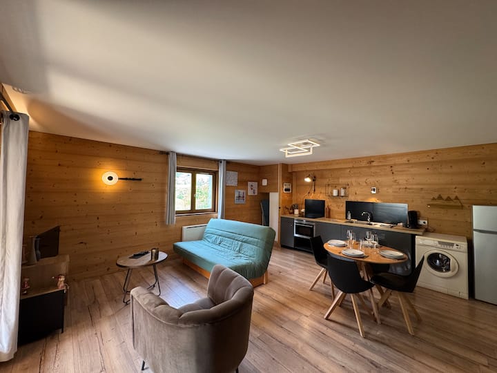 Neuf "Suet" Chalet 2 Pers. Jacuzzi Extérieur Privé - La Clusaz
