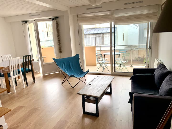 T3 Centre Ville - Terrasse - Parking Privé - Hennebont