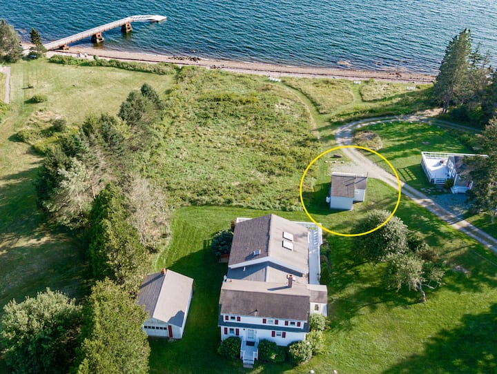 Beachfront Pet Friendly Tiny Home[shoreline Bliss] - Acadia National Park