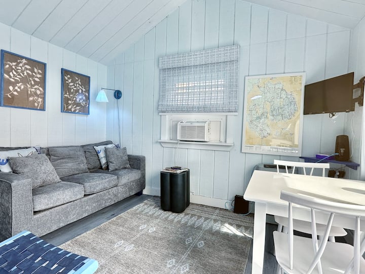 Beachfront Pet Friendly Tiny Home[shoreline Bliss] - Acadia National Park