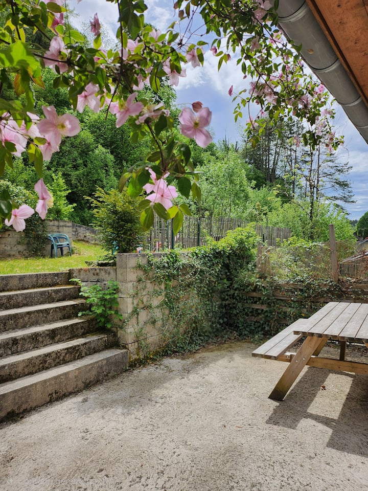 Gîte Proche Des Cascades Du Hérisson- 6 Personnes - Lac de Chalain