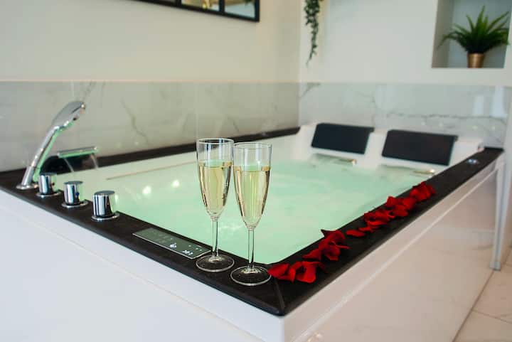 L'émeraude - Cocon Amoureux #Balnéo/clim/balcon - Clermont-Ferrand